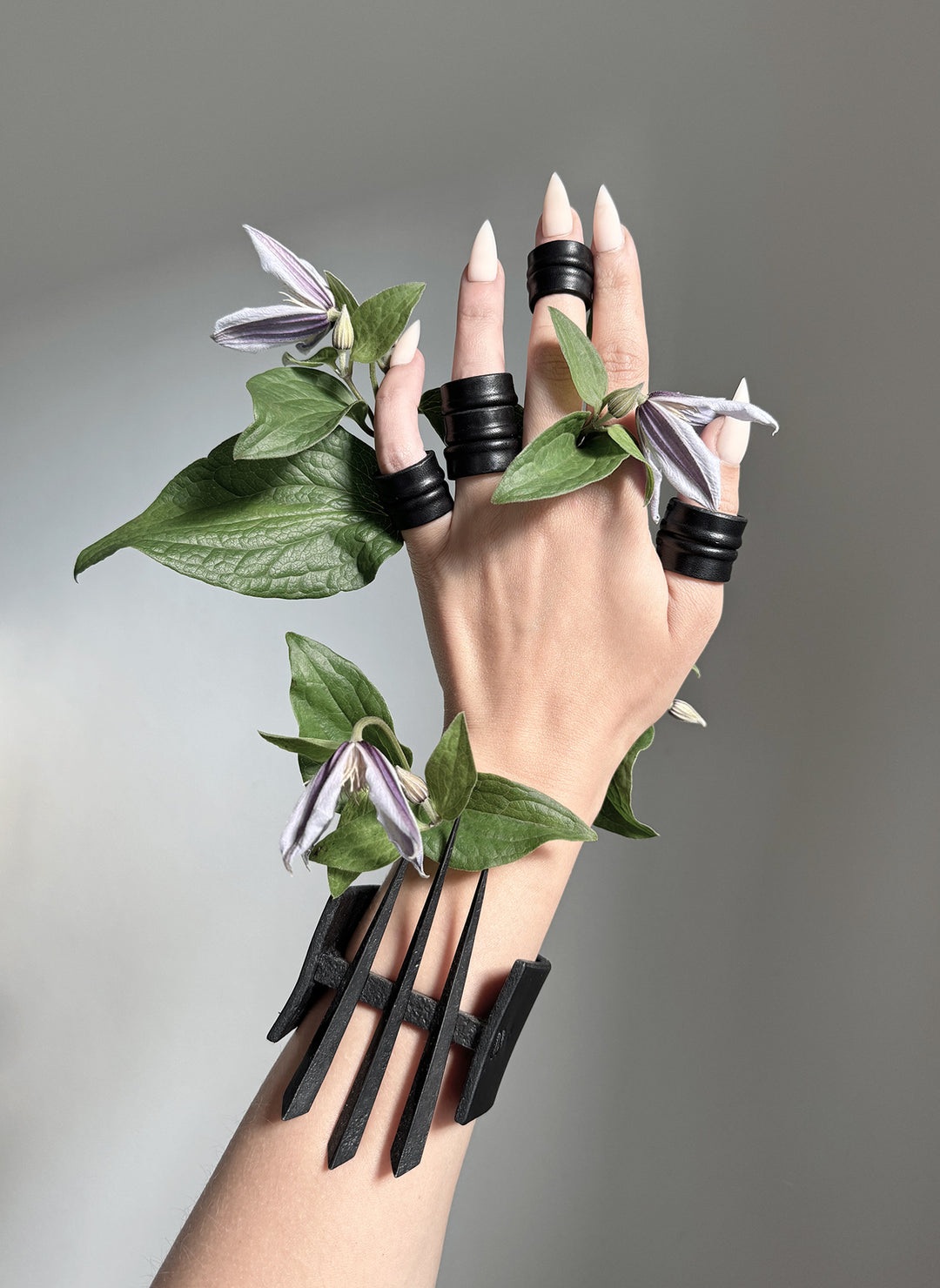 Talon Cuff – Anu Tera