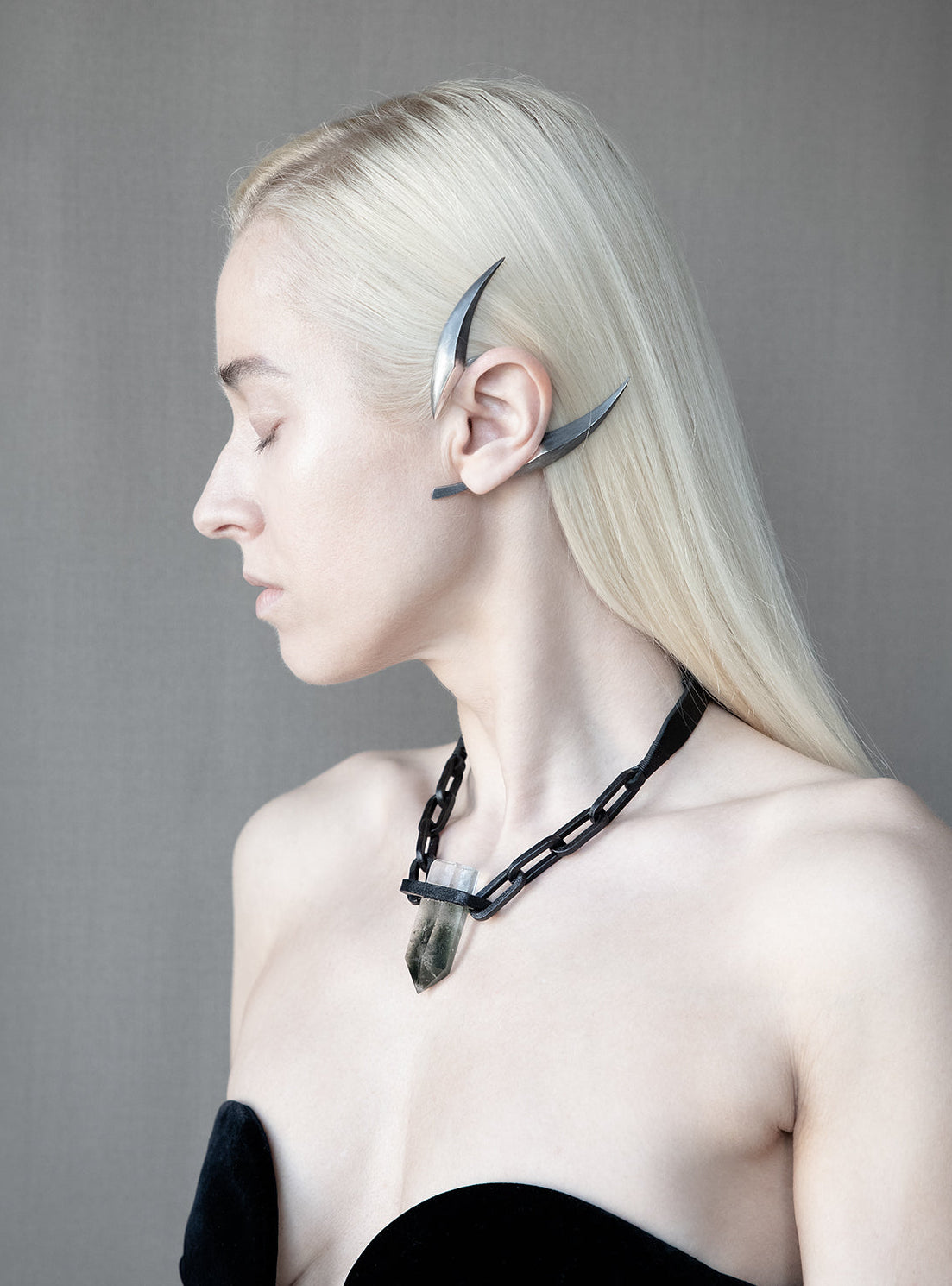 Phantom Quartz Choker – Anu Tera