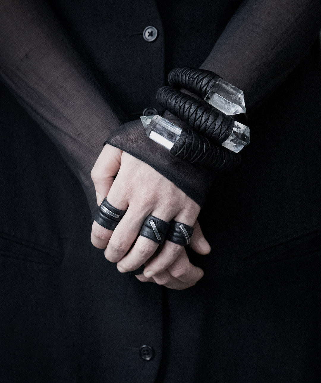 Quartz arm cuff/necklace – Anu Tera