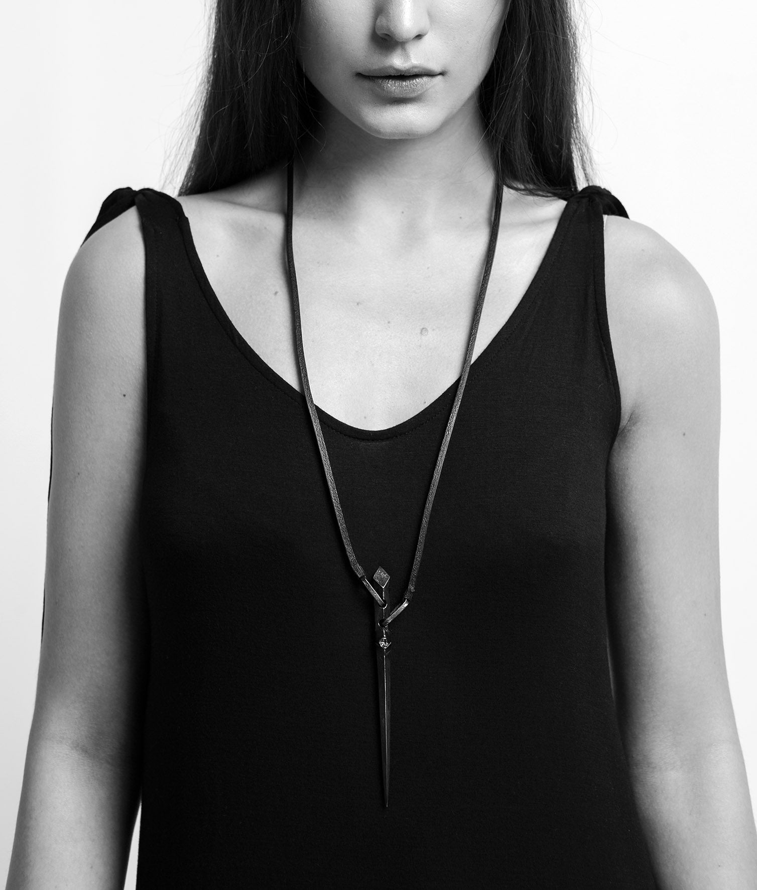 Single Spear necklace – Anu Tera