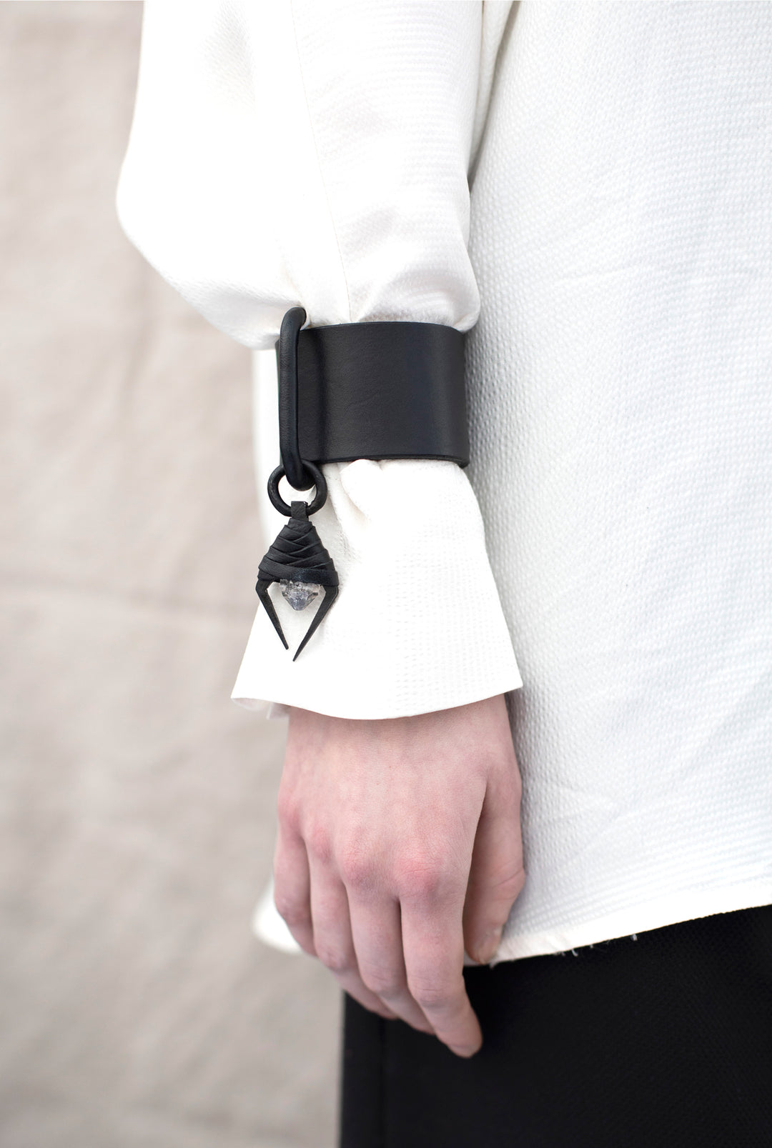 Mini Herkimer & Iron leather cuff/necklace – Anu Tera